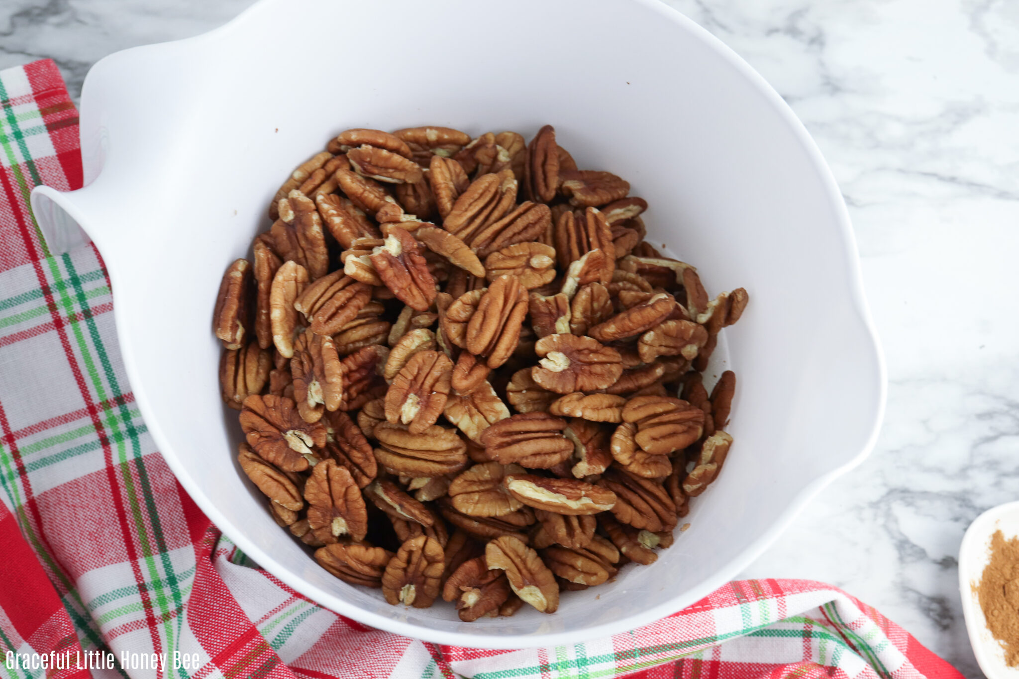 Slow Cooker Candied Pecans - Graceful Little Honey Bee